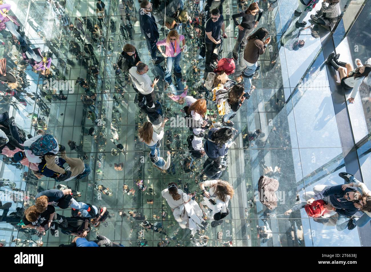 People visit SUMMIT One Vanderbuilt observation deck in New York on ...