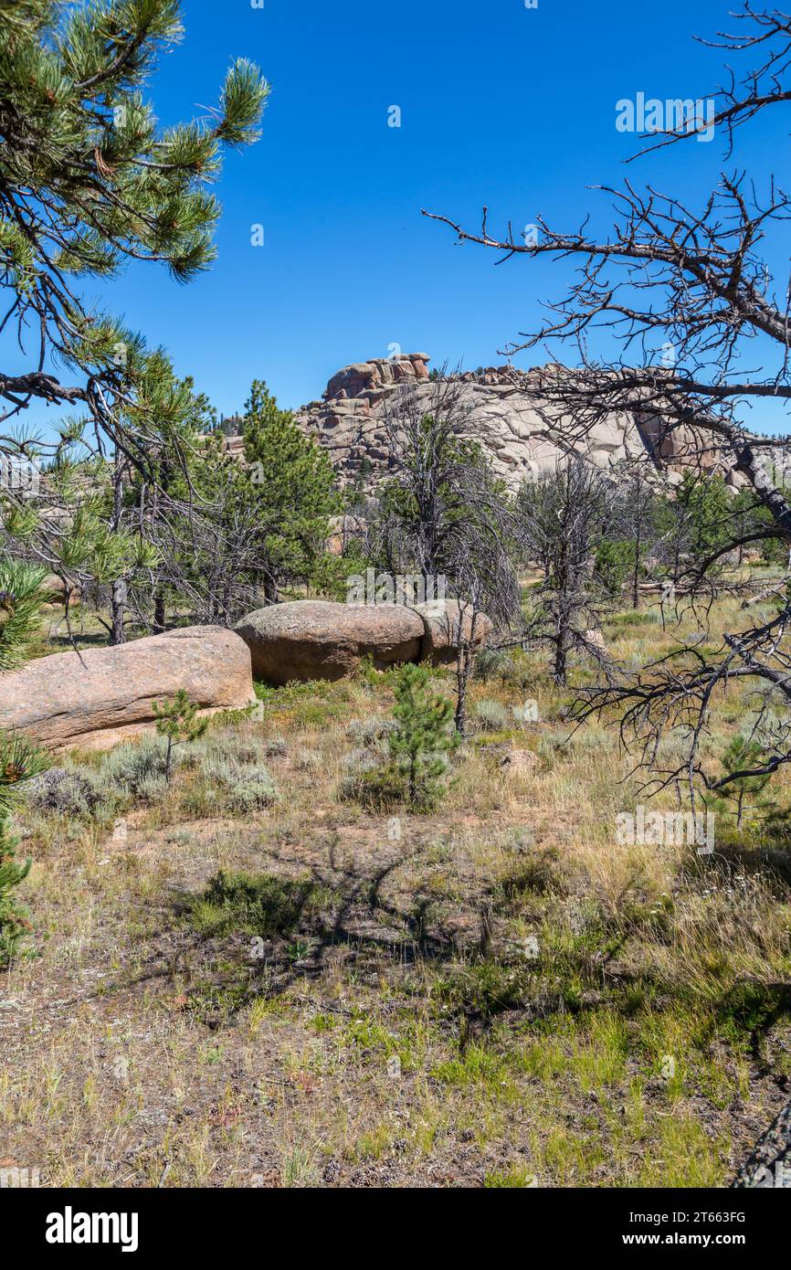 Granite rock outcropping in the Vedauwoo Recreation Area of Medicine ...