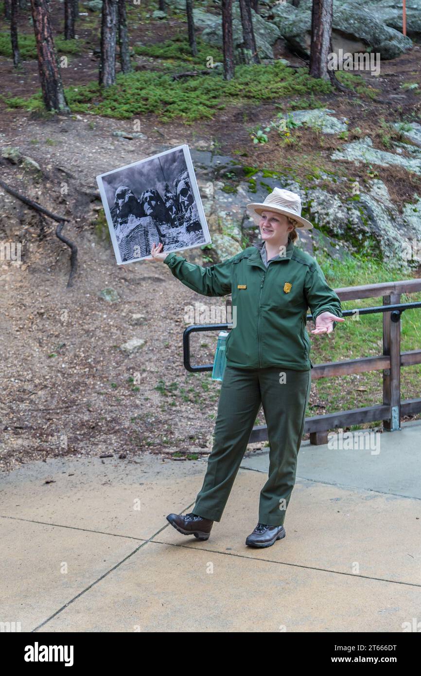 Female ranger hi-res stock photography and images - Alamy