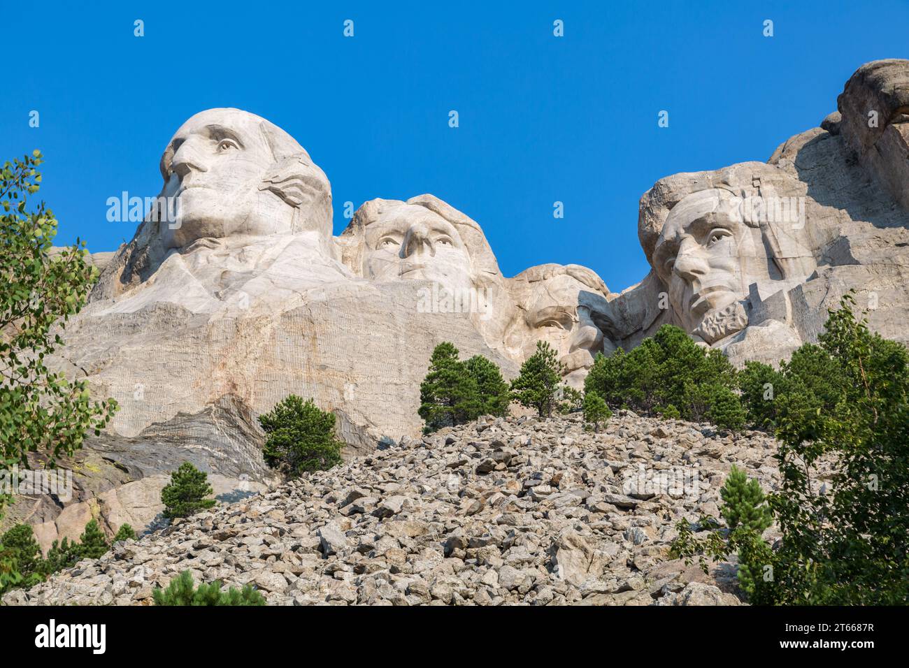 Carved granite busts of George Washington, Thomas Jefferson, Theodore ...