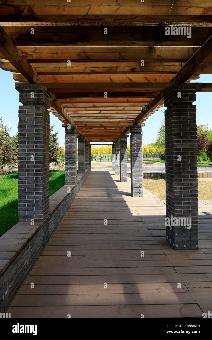 Wood corridor corridors hi-res stock photography and images - Alamy