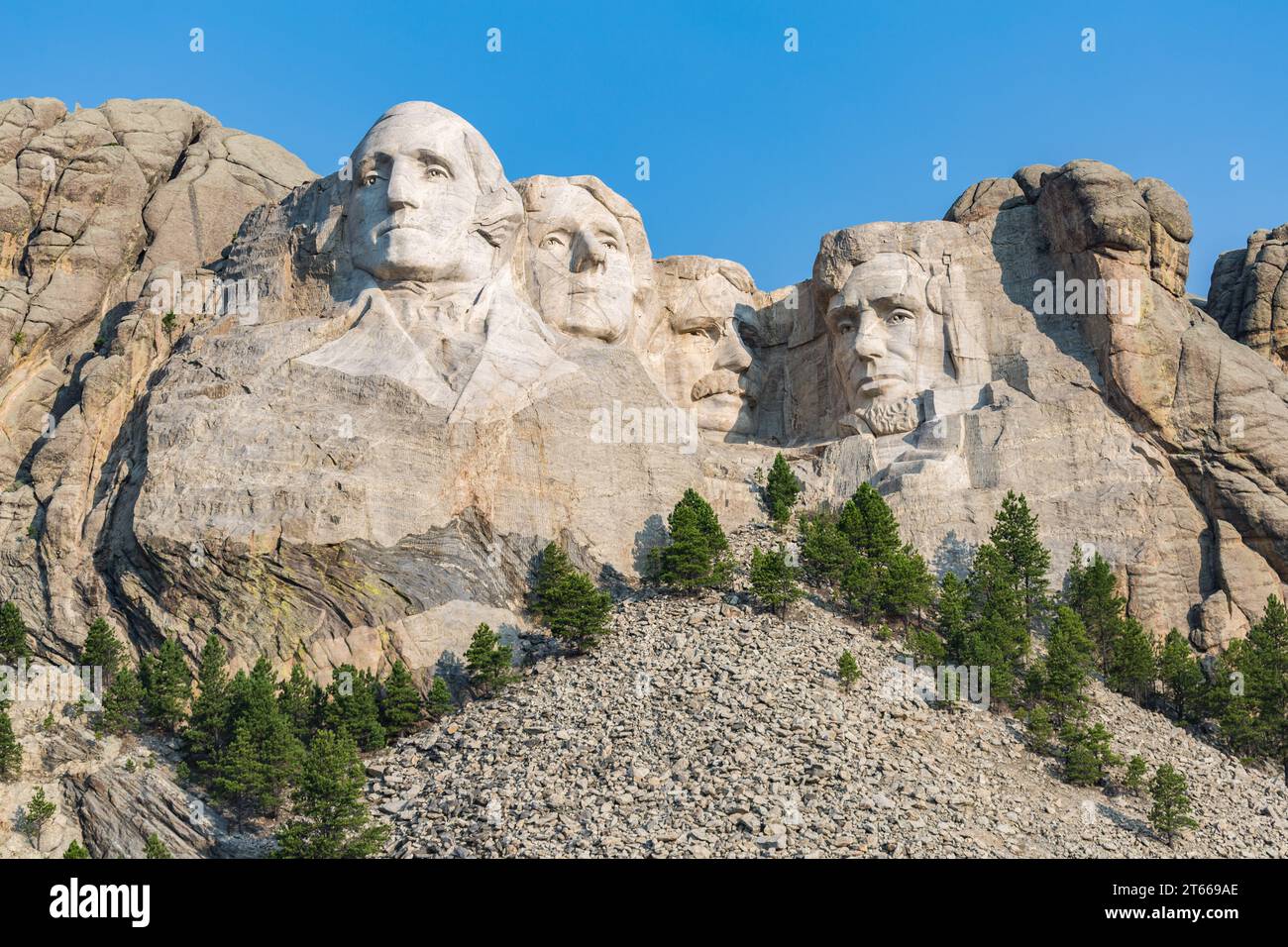 Carved granite busts of George Washington, Thomas Jefferson, Theodore ...