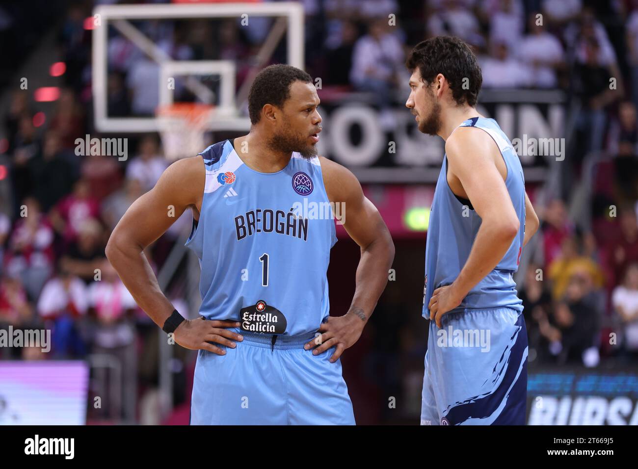 Bonn, Deutschland. 08th Nov, 2023. Justin Anderson (Breogan), Matej ...