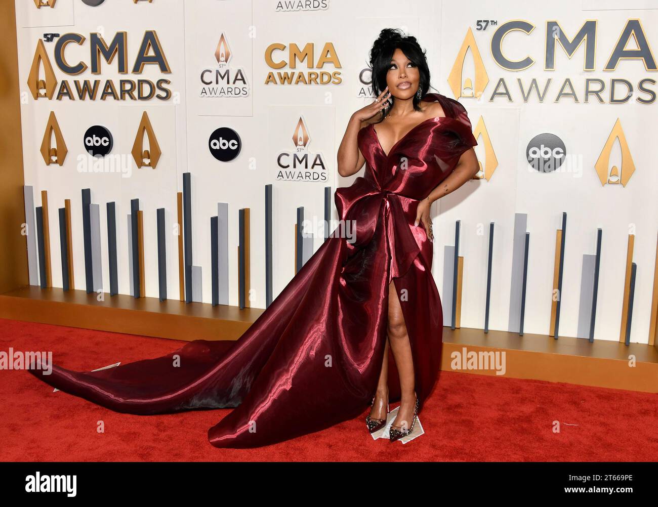K. Michelle arrives at the 57th Annual CMA Awards on Wednesday, Nov. 8 ...