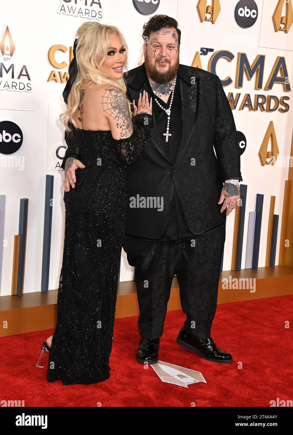 Nashville, USA. 08th Nov, 2023. Jelly Roll and Bunnie XO arriving to ...