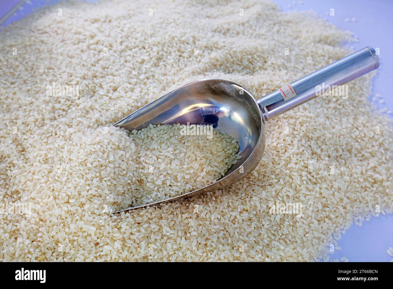 rice and containers in the supermarket Stock Photo - Alamy