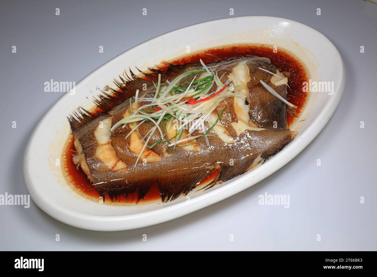 Chinese traditional dishes steamed hi-res stock photography and images ...