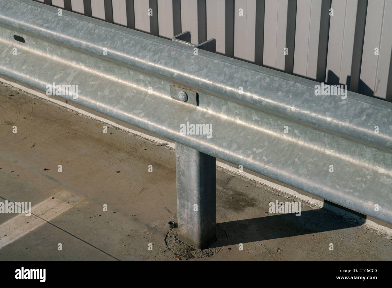 Steel crash barrier hi-res stock photography and images - Alamy