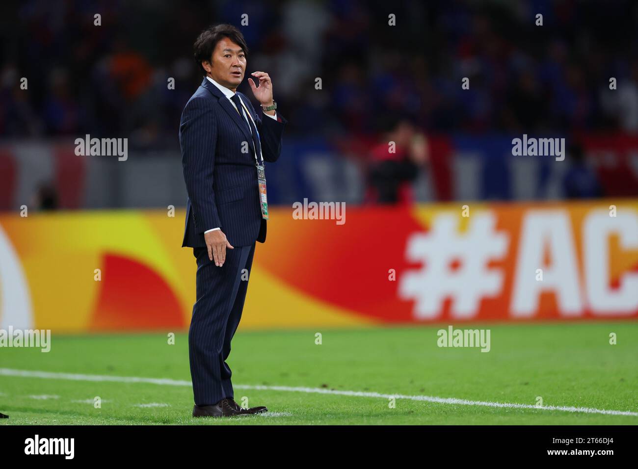 Tokyo, Japan. 8th Nov, 2023. Yoshiyuki Shinoda (Ventforet) Football ...