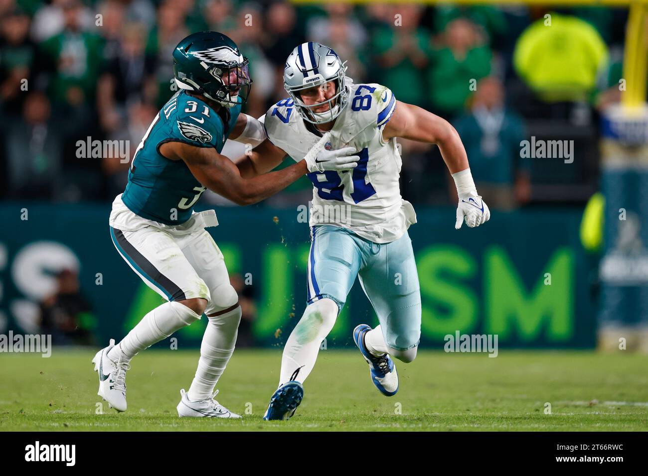 Dallas Cowboys tight end Jake Ferguson (87) in action against ...