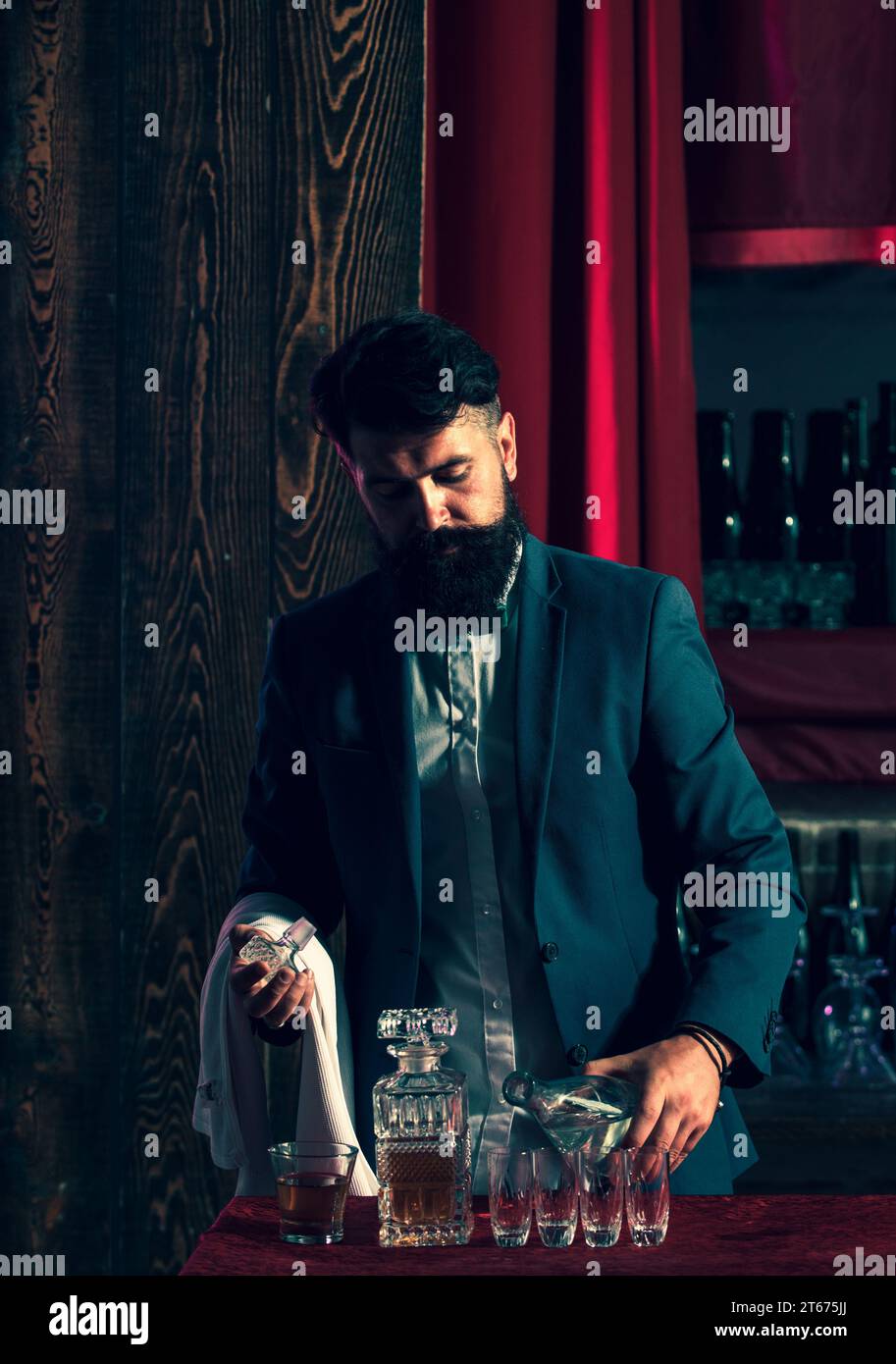 Male cocktail waiter in classic hi-res stock photography and images - Alamy