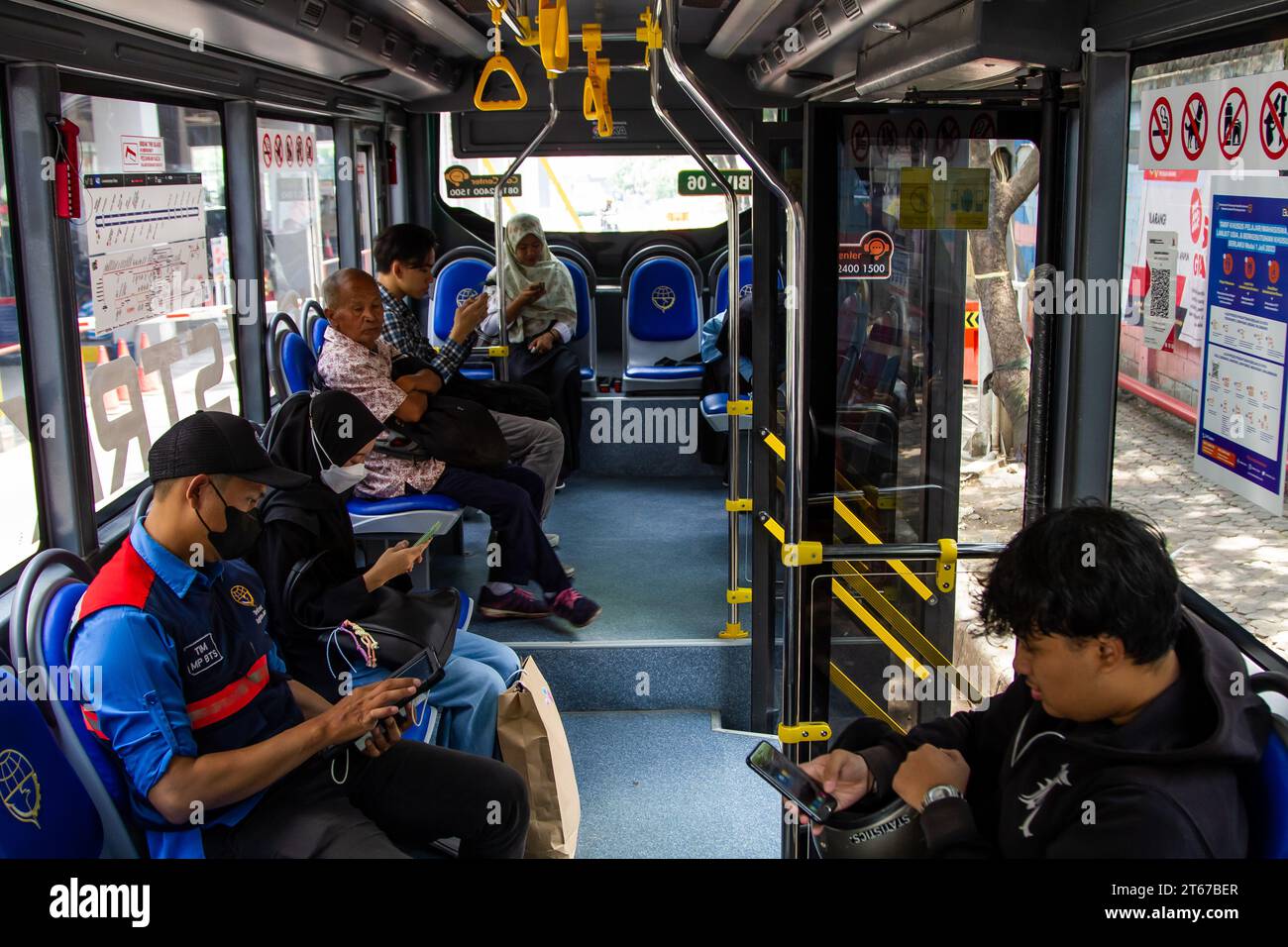 Bandung, West Java, Indonesia. 9th Nov, 2023. Passengers are seen ...