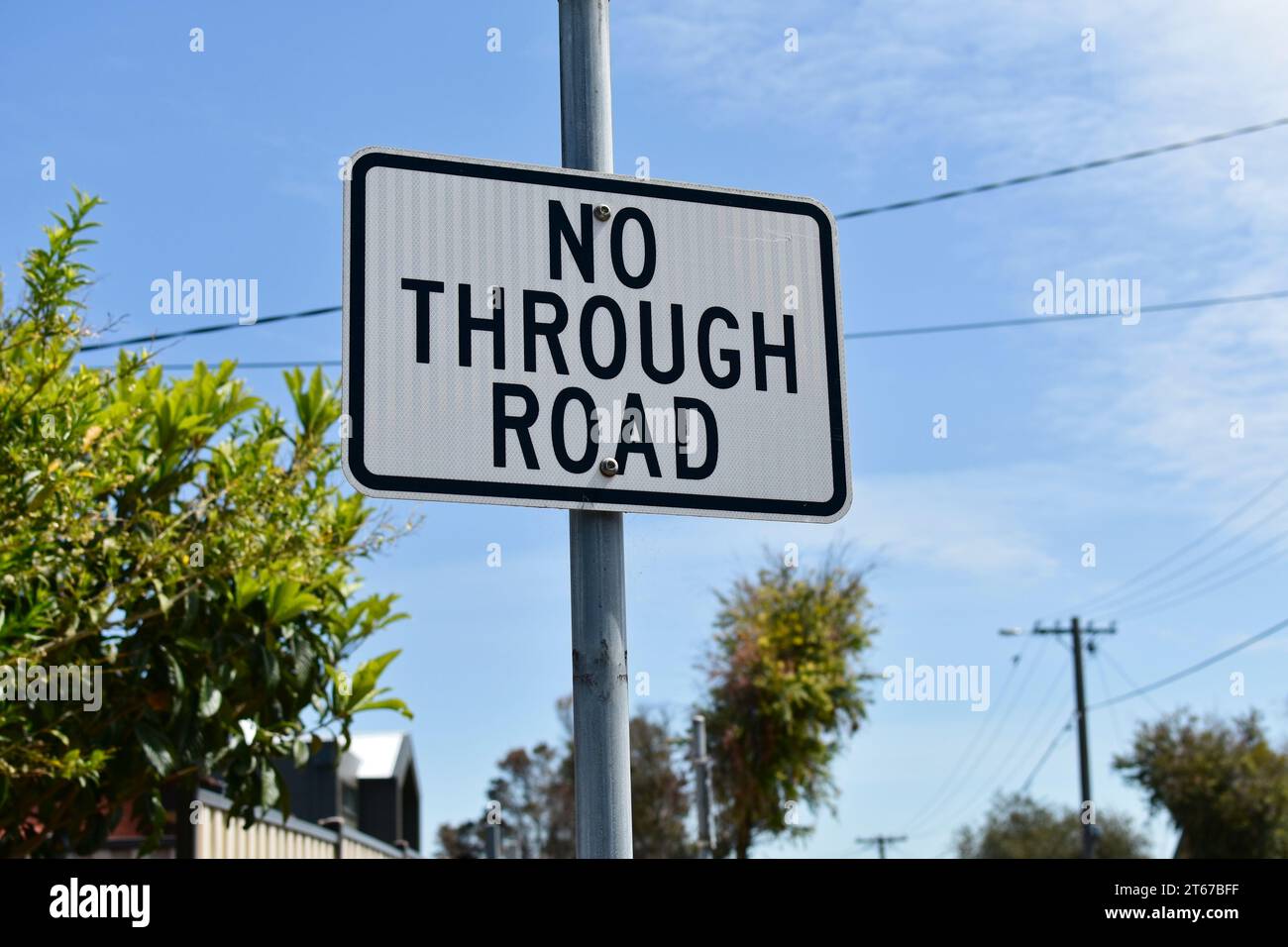 No Through Road Sign Stock Photo - Alamy