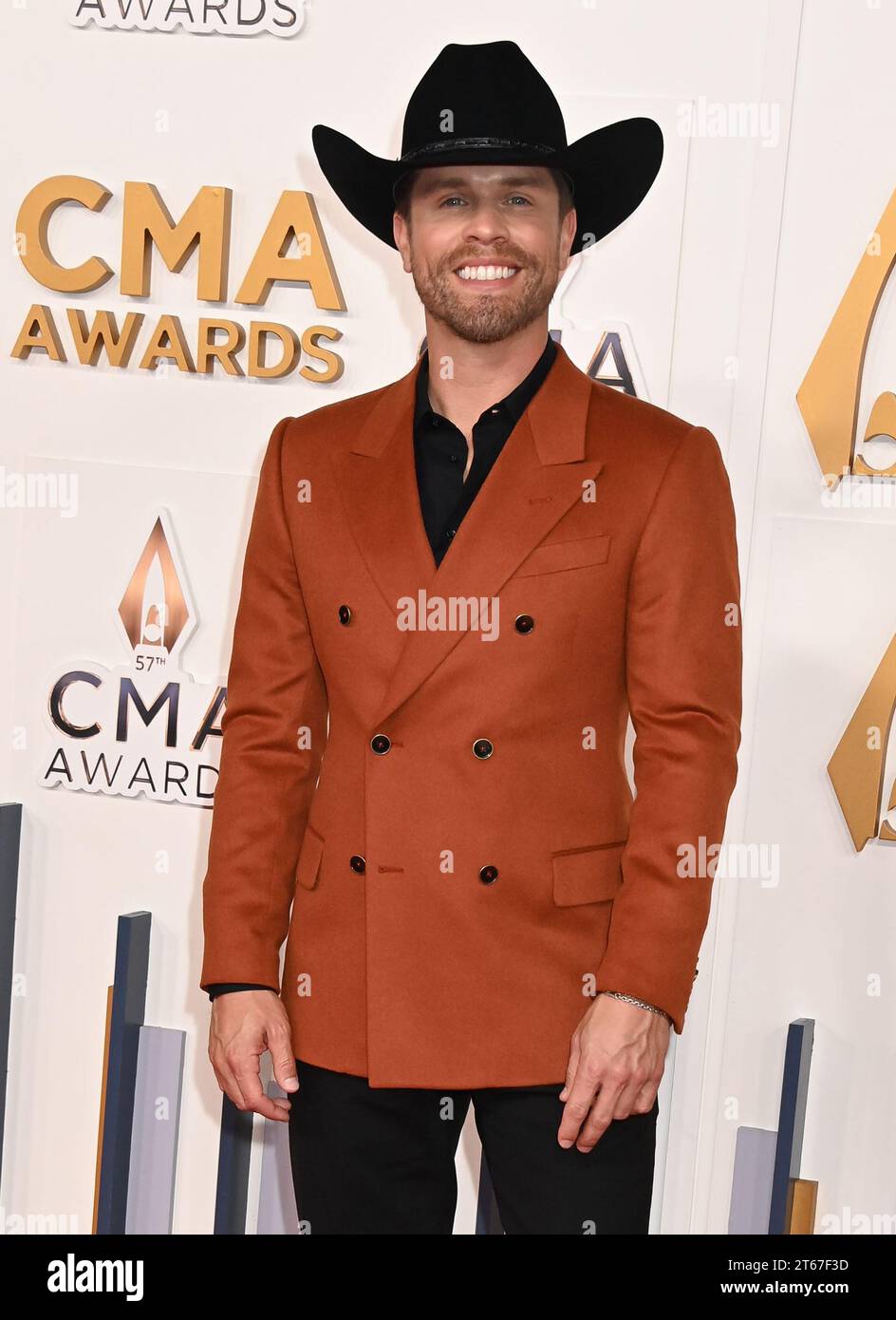 Dustin Lynch arriving to the 57th Annual Country Music Association ...