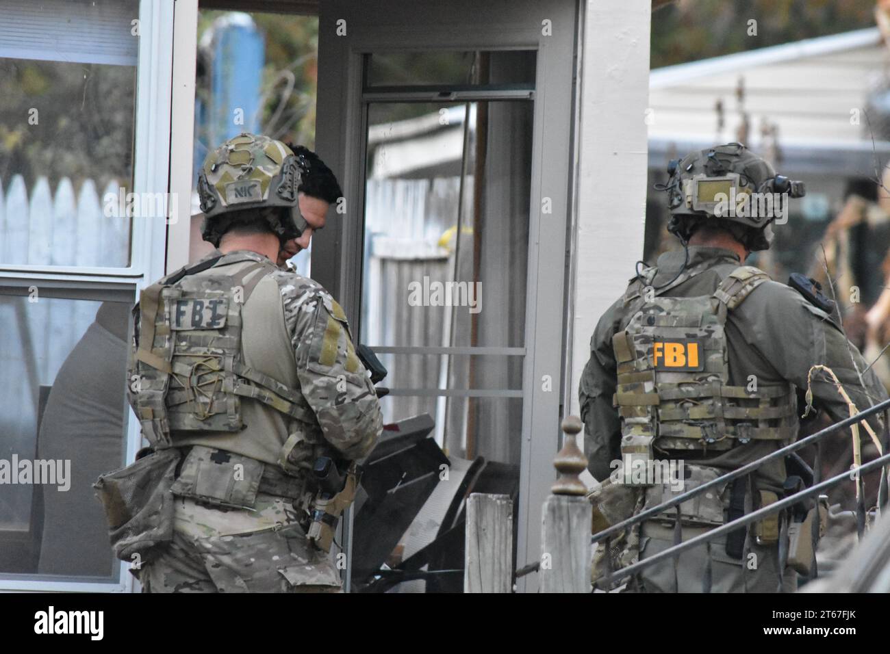 Fbi swat team hi-res stock photography and images - Alamy