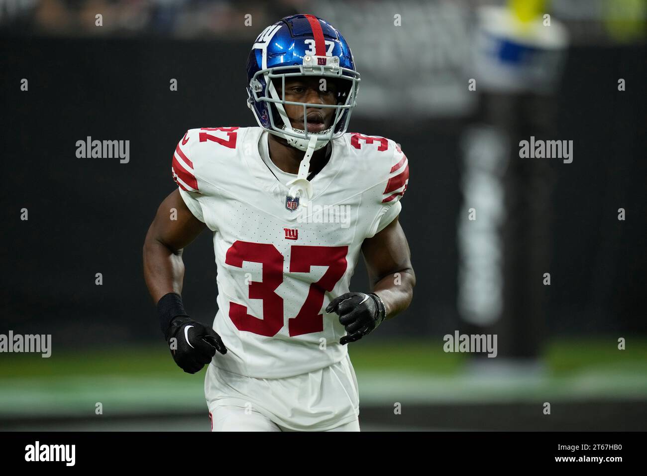 New York Giants cornerback Tre Hawkins III (37) plays against the Las Vegas Raiders during an ...