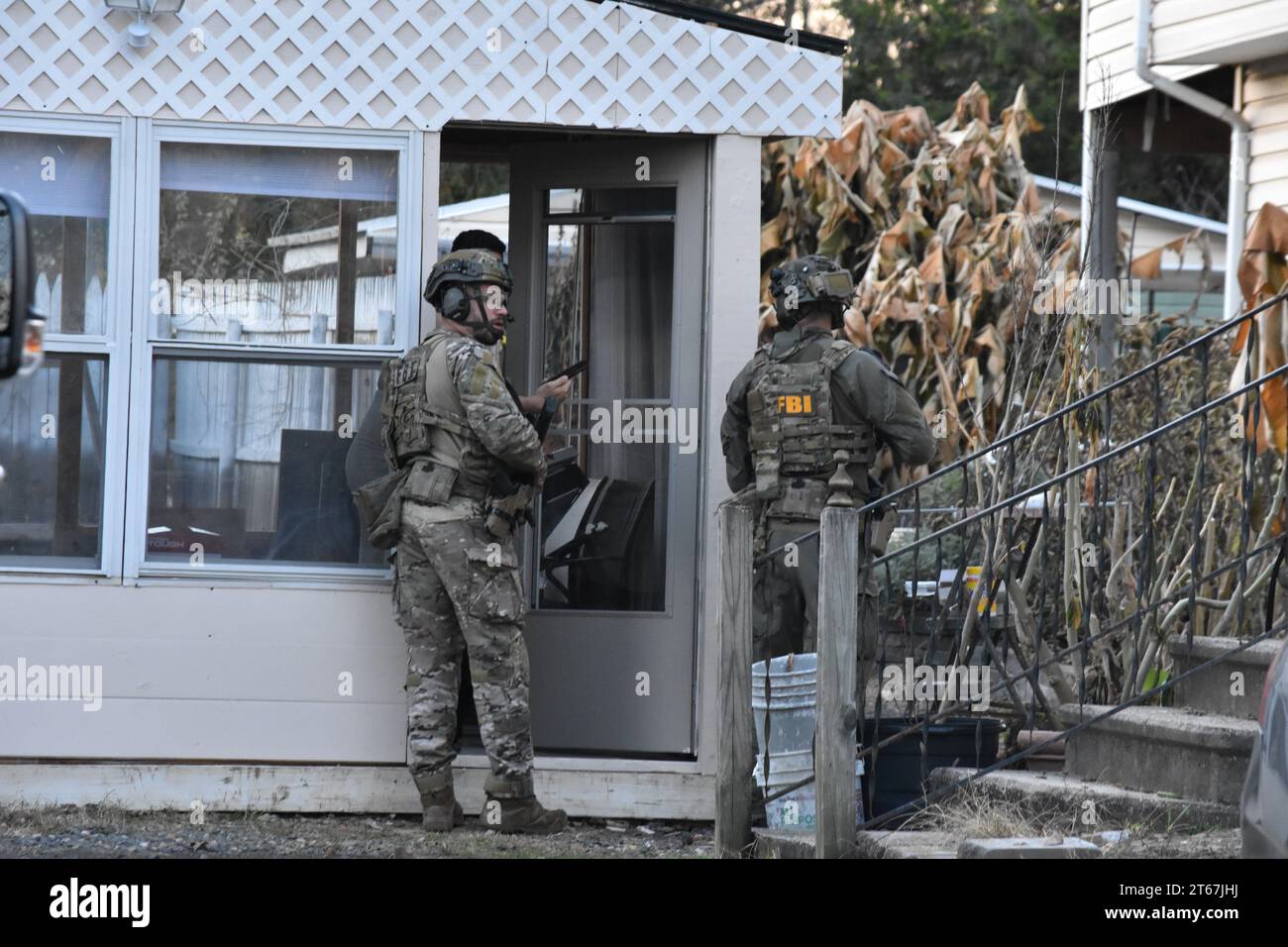 Fbi swat team hi-res stock photography and images - Alamy