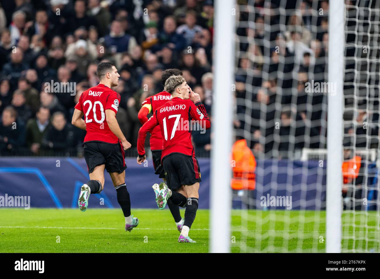 Alejandro garnacho celebration hi-res stock photography and images - Alamy