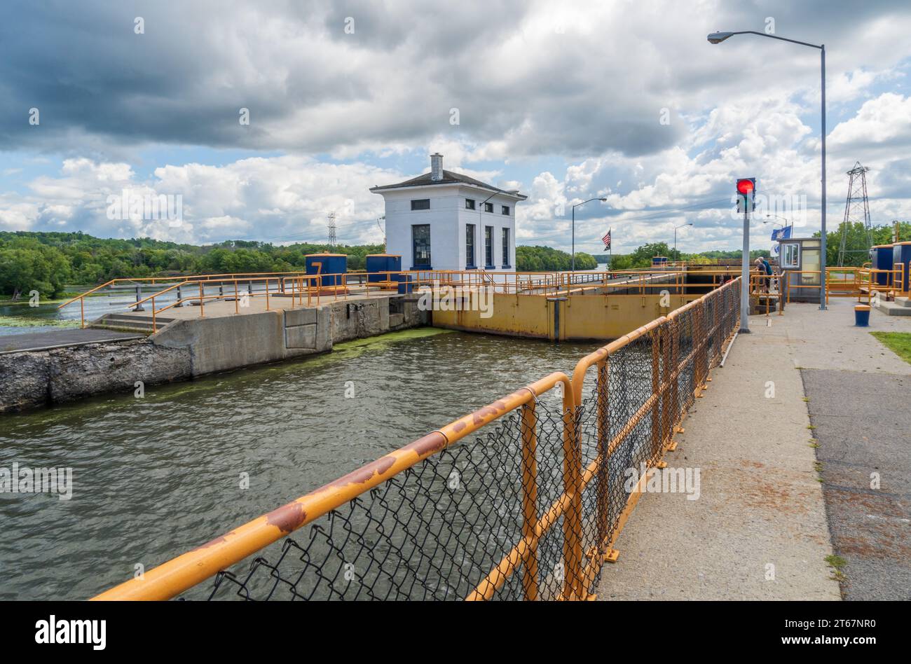 The Erie Canal Lock #7 in Upstate New York Stock Photo - Alamy