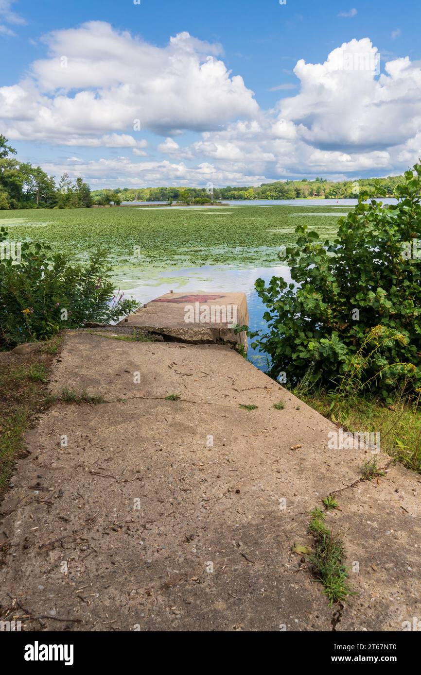 The Erie Canal Lock #7 in Upstate New York Stock Photo - Alamy