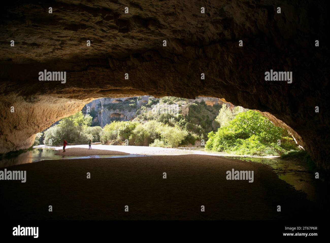 Ruta de las pasarelas, Alquézar. Beautiful route across the river ...