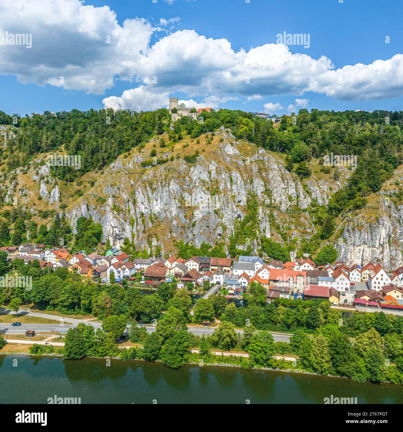 Beautiful landscape around Essing and Castle Randeck in the bavarian ...