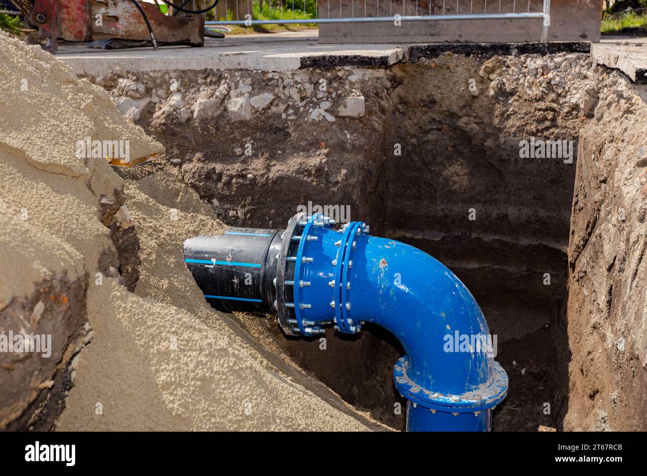 Coupling with bolts to connect large plumbing, plastic pipe with metal ...