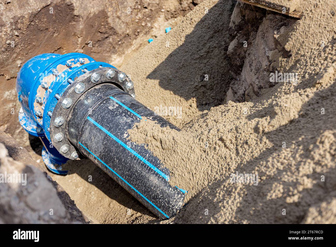 Coupling with bolts to connect large plumbing, plastic pipe with metal ...