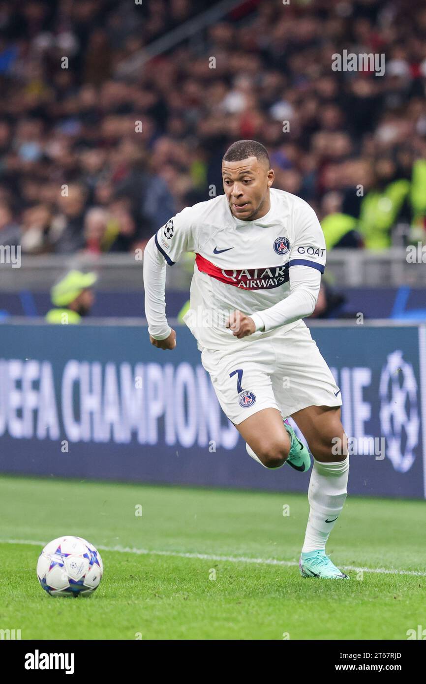 November 7 2023 Milan - Italy - sport, soccer - Milan vs Paris Saint ...