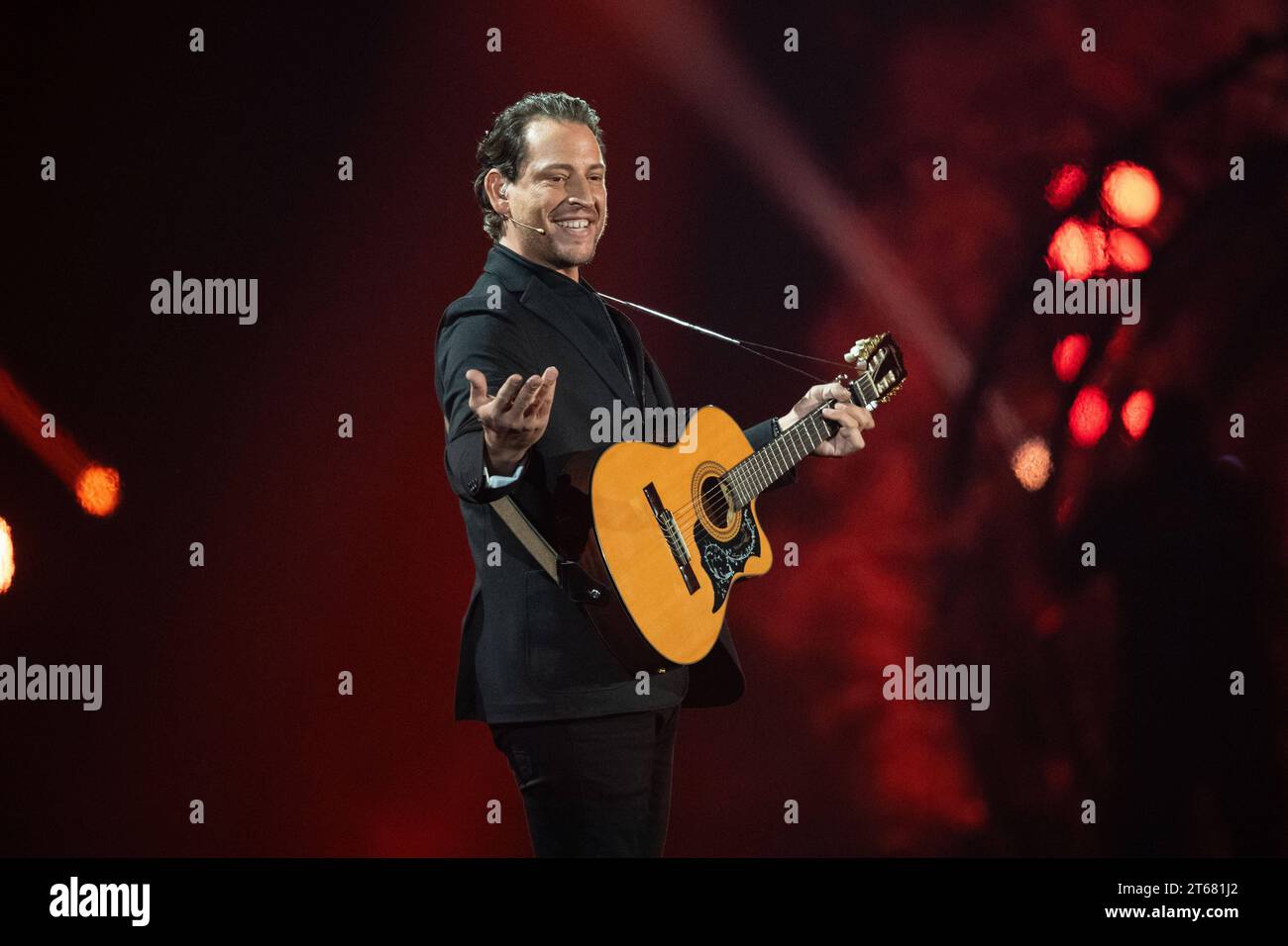 Daniel MUNOZ, Saenger, Musiker, Schlagersaenger, singend, Gesang ...