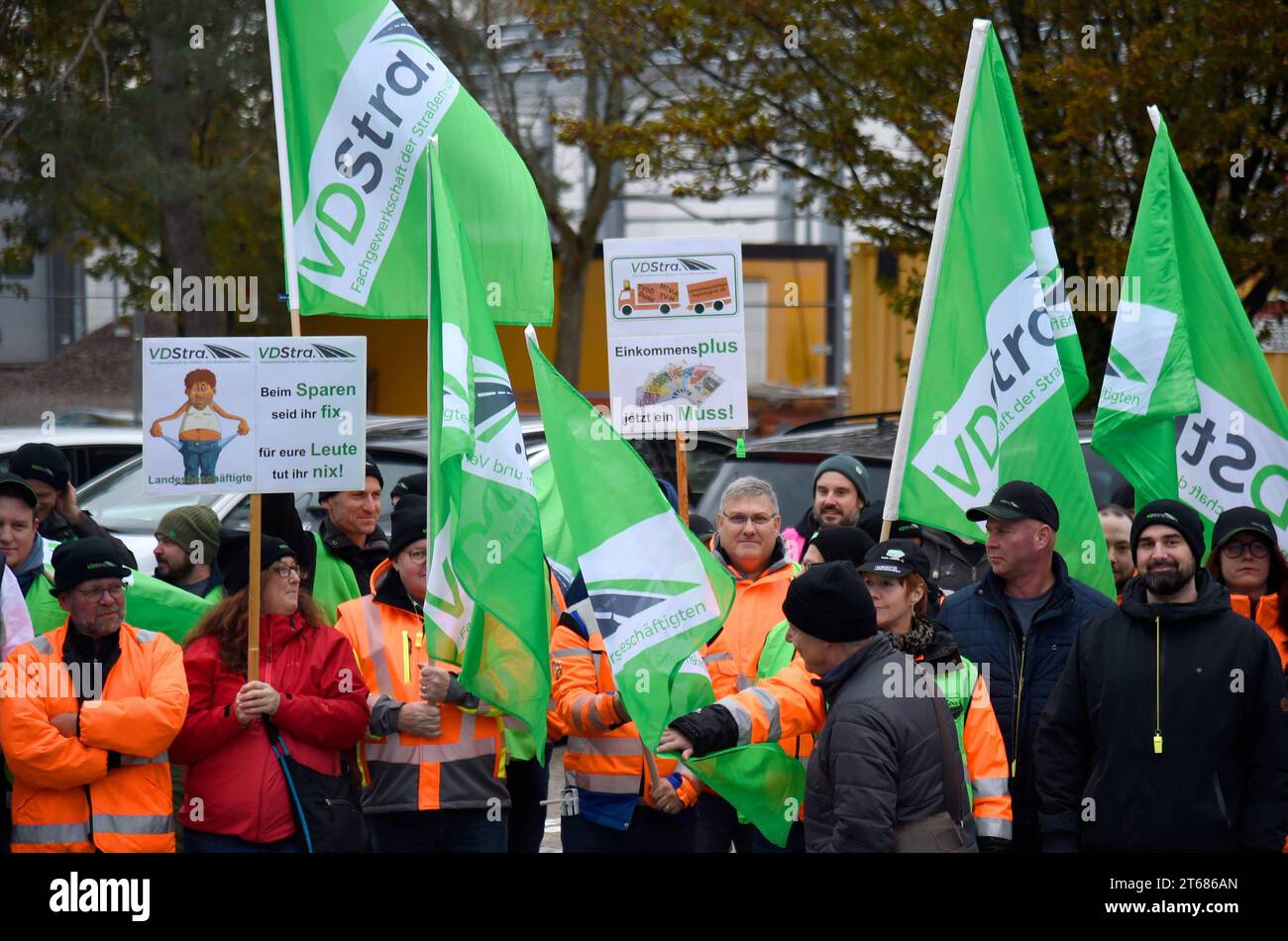 Die Kundgebung der Straßenmeisterei SM Rohrbach am Mittwoch 08.11.2023 ...
