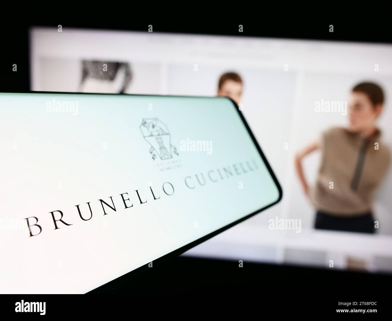 Brunello cucinelli logo hi-res stock photography and images - Alamy