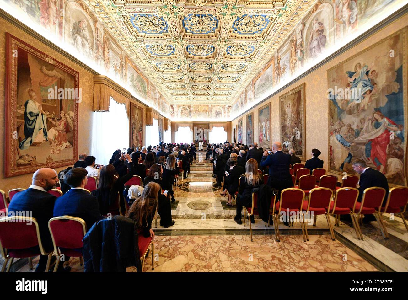 Equestrian order hi-res stock photography and images - Alamy