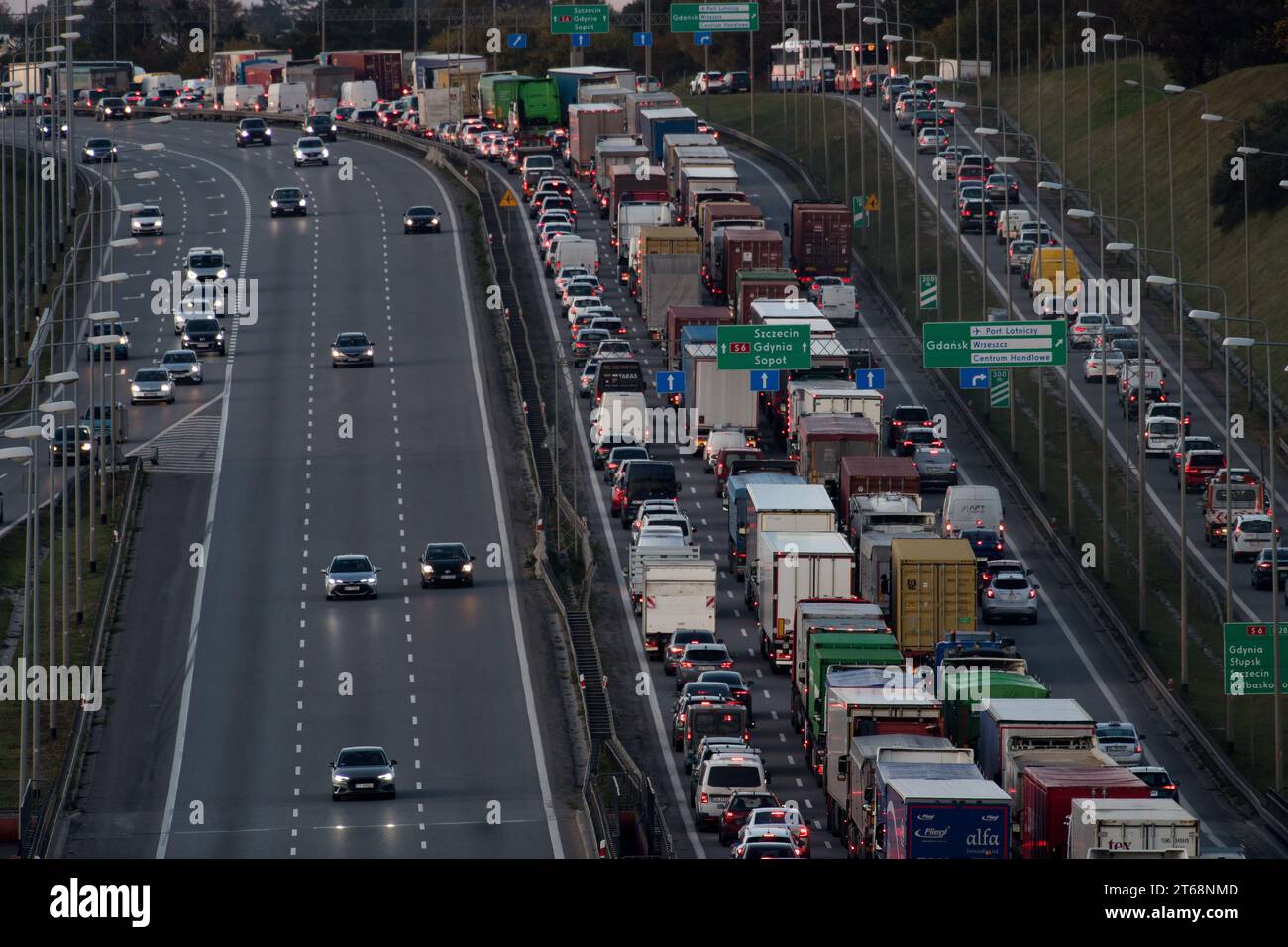 Traffic jam on Expressway S6 called Obwodnica Trojmiasta (Tricity ...