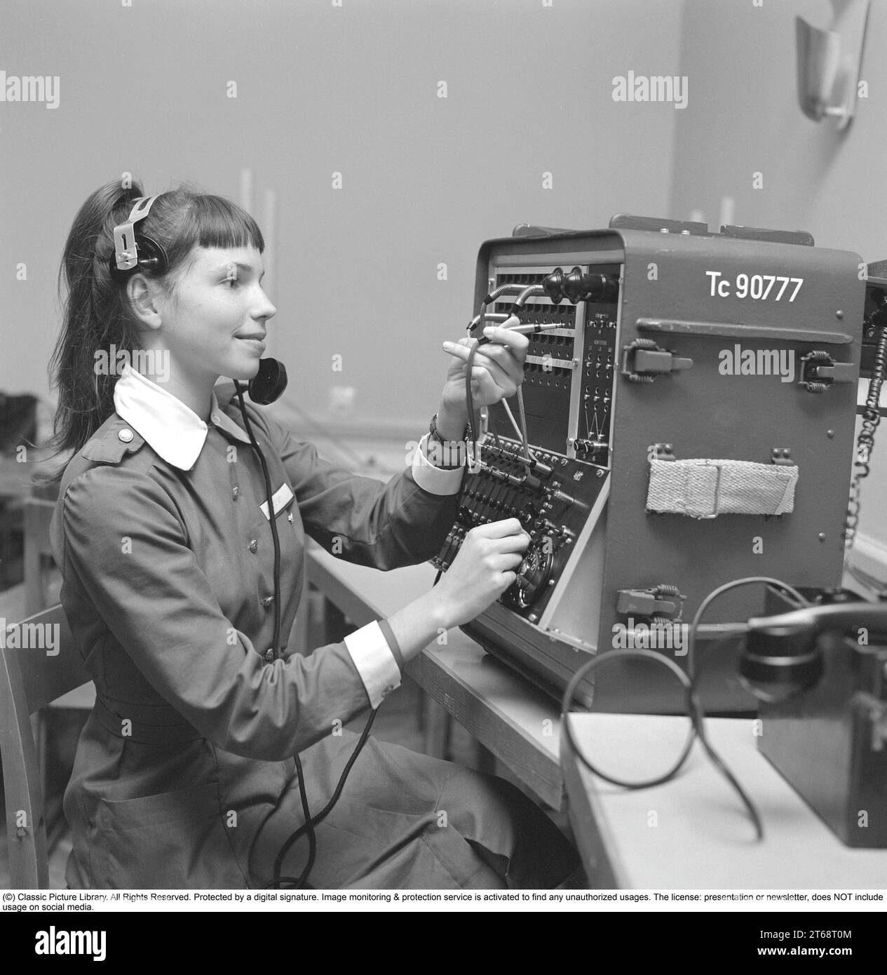 Swedish Women's Voluntary Defence Service in Älvkarleö 1962. Lottorna ...