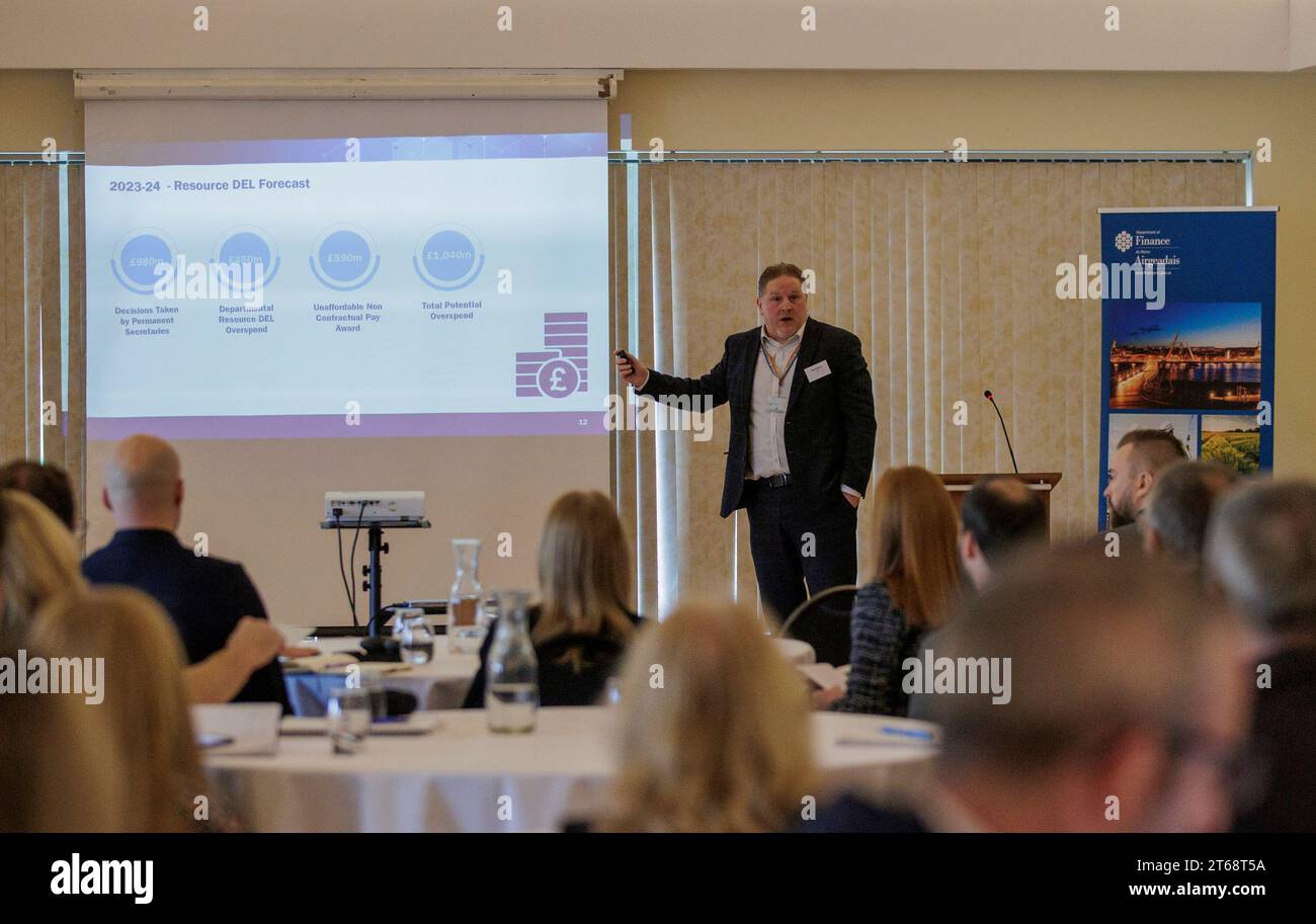 Presentation pavilion hi-res stock photography and images - Alamy