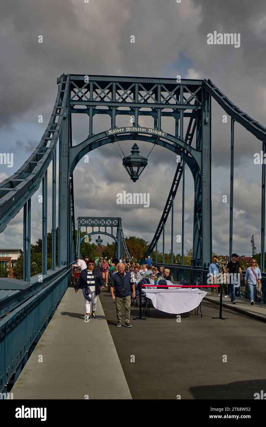 Breakfast on Kaiser Wilhelm Bridge Wilhelmshaven Stock Photo - Alamy