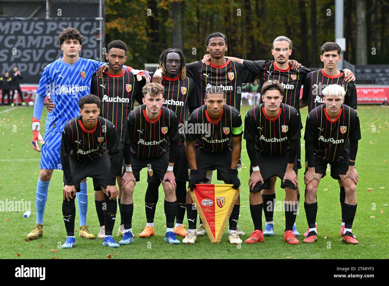 players of Lens with goalkeeper Amine Boukemouche (1) of RC Lens ...