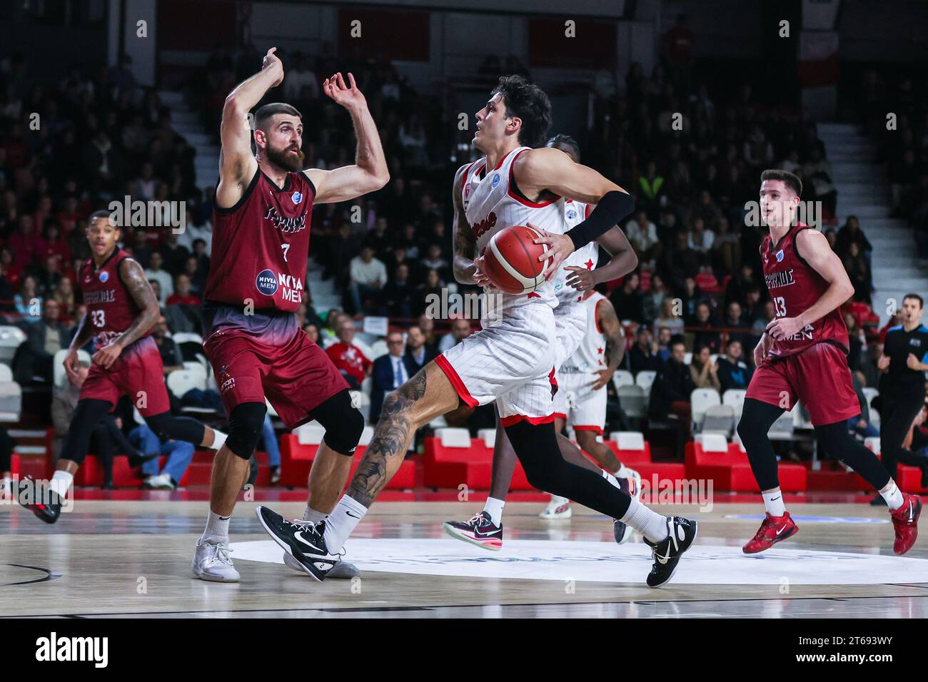 Varese, Italy. 08th Nov, 2023. Scott Ulaneo #6 of Itelyum Varese seen ...