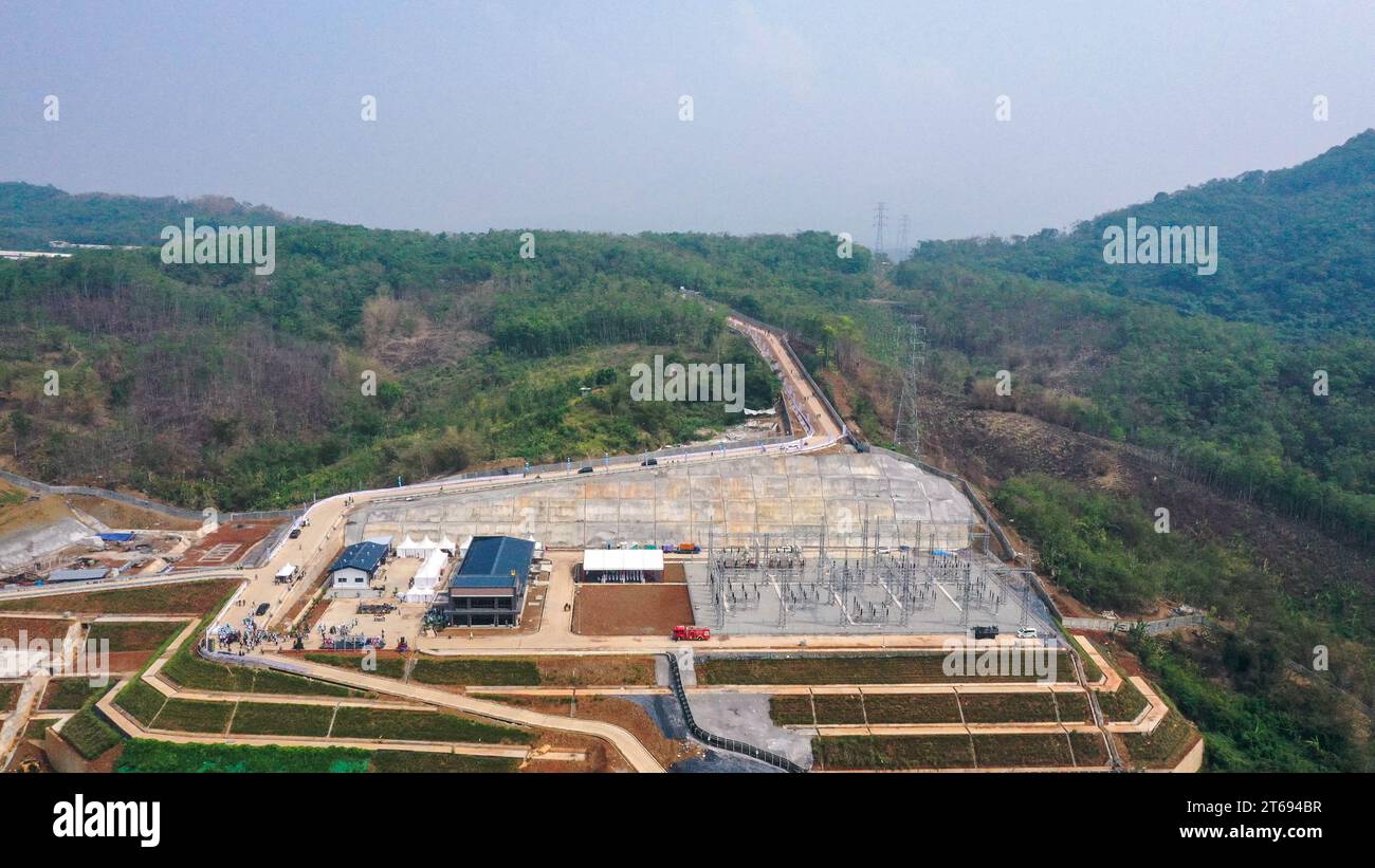 (231109) -- JAKARTA, Nov. 9, 2023 (Xinhua) -- This aerial photo taken ...