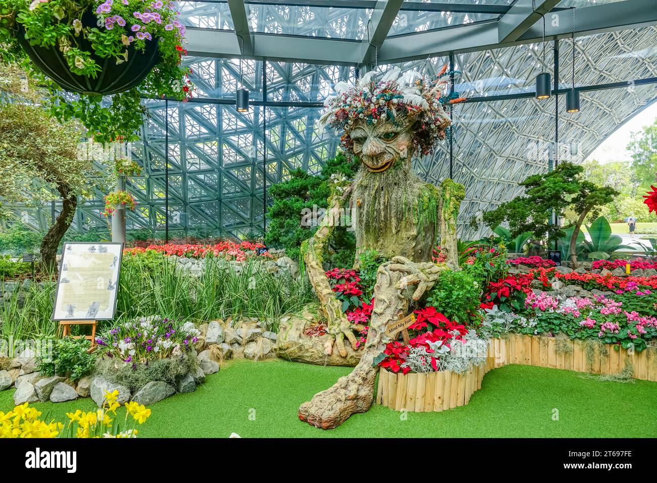 Flower sculpture, Singapore Stock Photo - Alamy