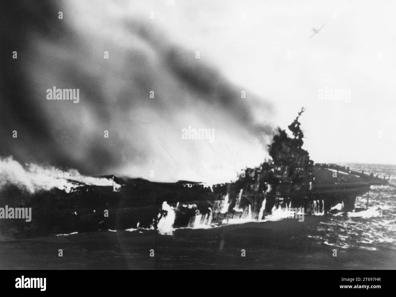 Uss franklin aircraft carrier Black and White Stock Photos & Images - Alamy