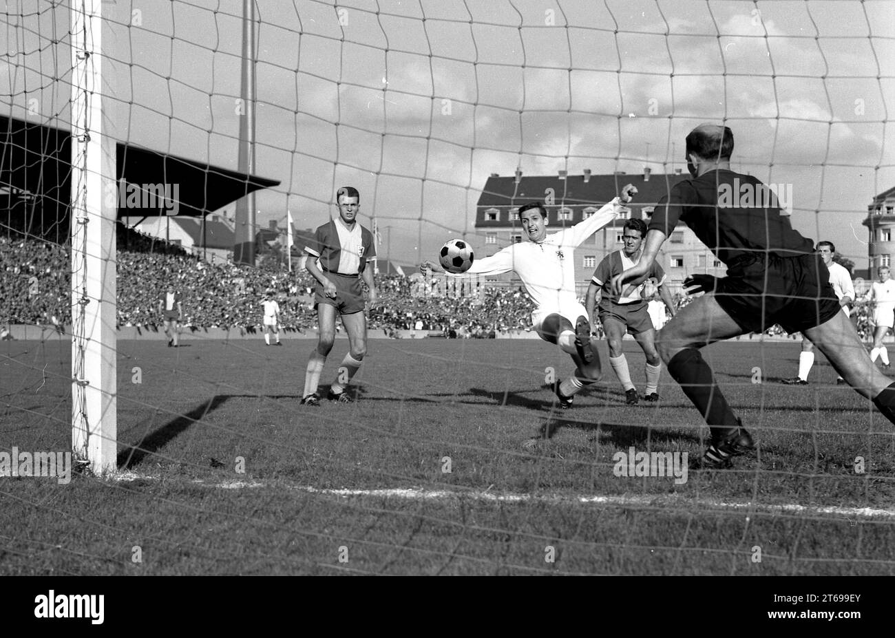 Luttrop 1860 hi-res stock photography and images - Alamy