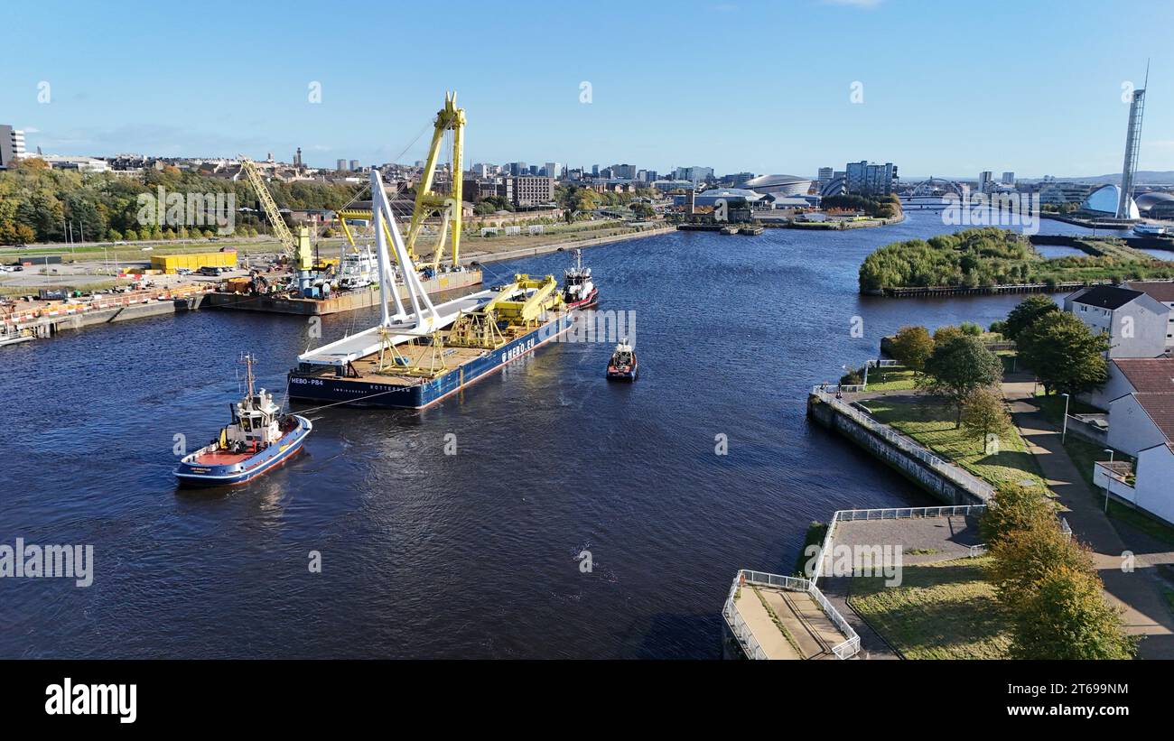 Aerial view of shipping port with multiple vessels docked Stock Photo ...