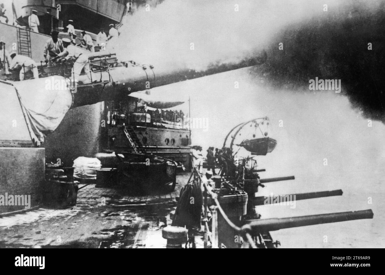 View of the guns of the Japanese battleship Yamashiro [automated ...