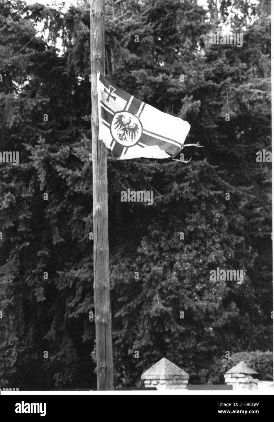This Reich war flag near the burned down asylum seekers home in ...