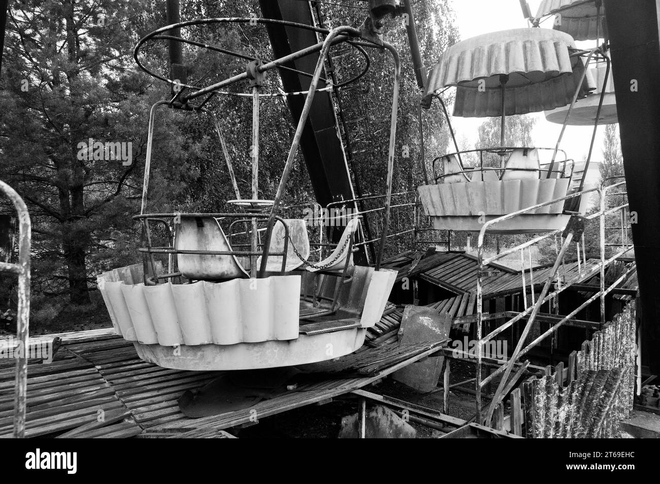 The Pripyat Ferris Wheel near Chernobyl Stock Photo - Alamy