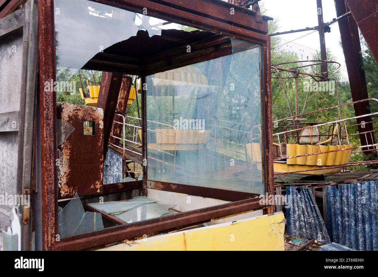 The Pripyat Ferris Wheel near Chernobyl Stock Photo - Alamy