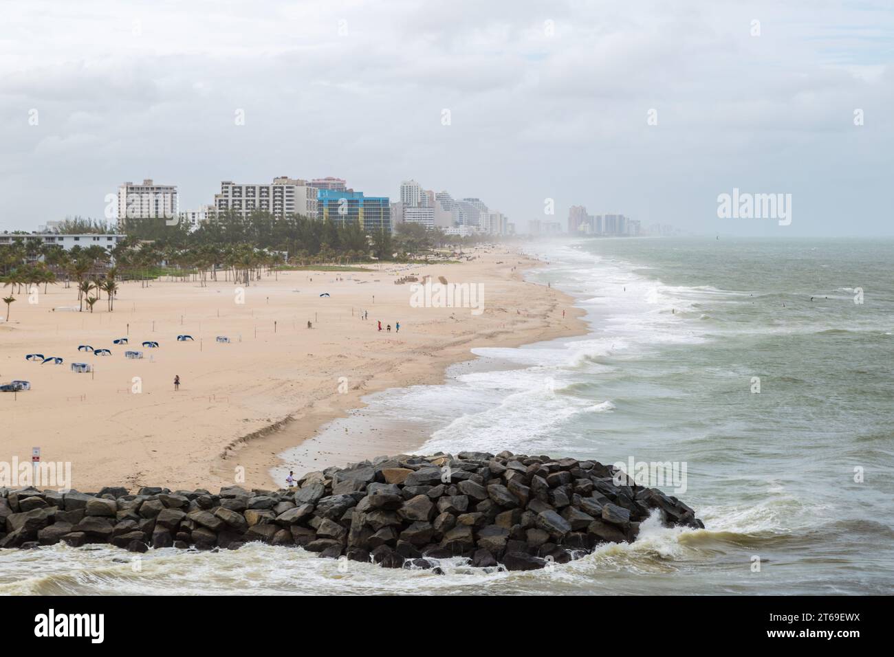 Lago Mar Beach behind the Fort Lauderdale Jetties at the Stranahan ...