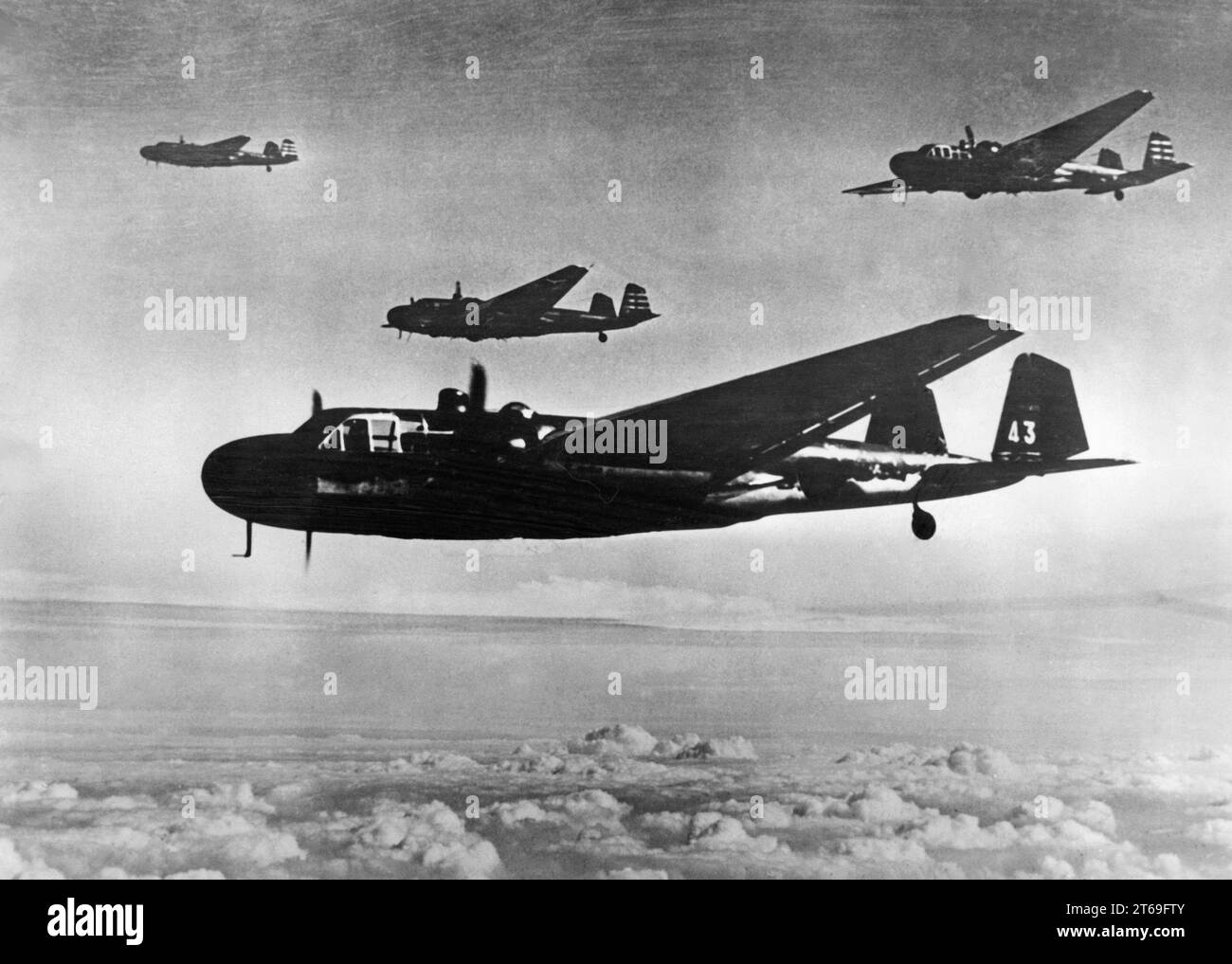 Mitsubishi G3M of the Japanese Air Force on an enemy flight over China ...